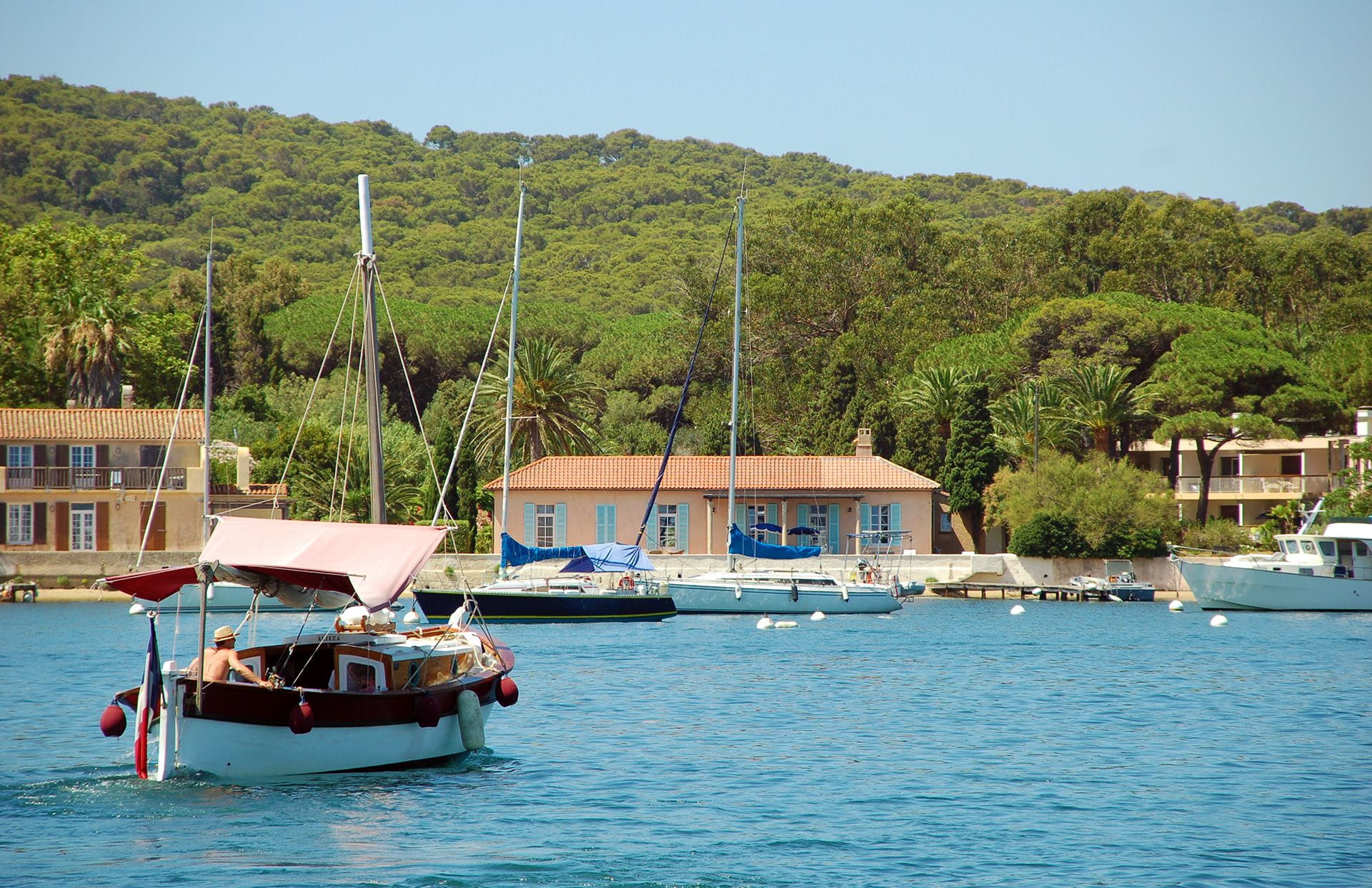 Discovery of the beaches and activities on the Giens Peninsula